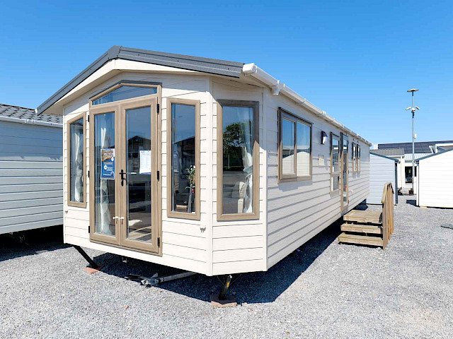 Swift Burgundy 1100/2